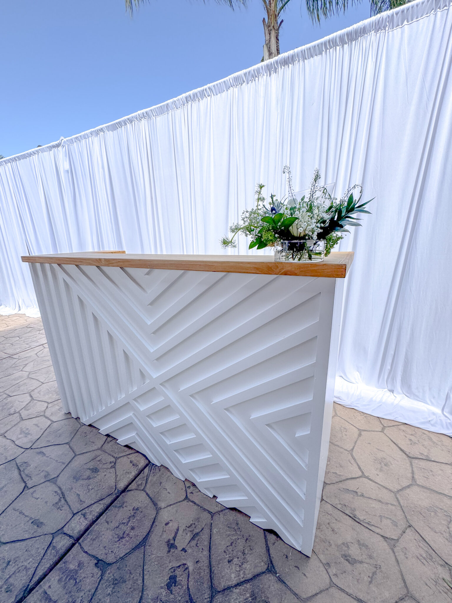 White Portable Bar - Fiesta Events Party Rentals